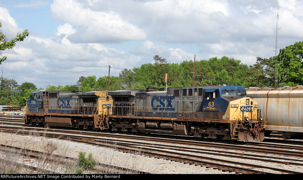 CSX 63 and 7733